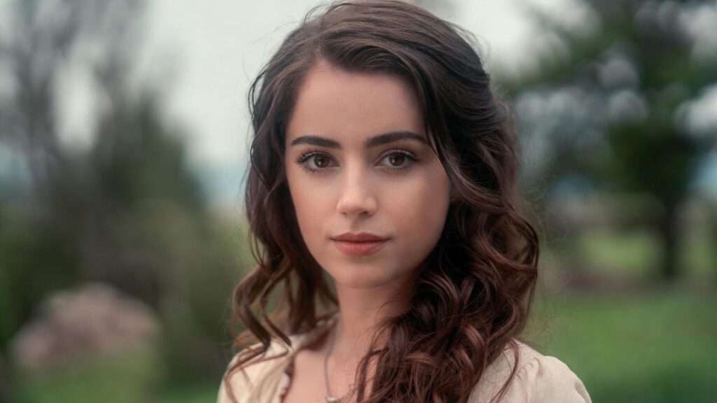 Viola in Twelfth Night: Ultimate Viola Character Analysis