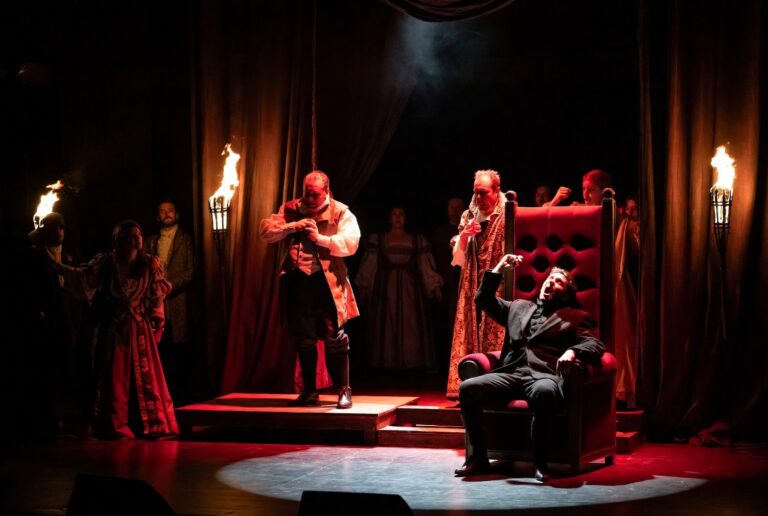 Symbols in Hamlet: Meanings & Analysis